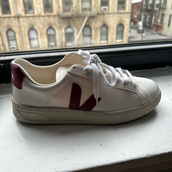 Veja | Shoes | Brand New Vejas Worn Once And In Perfect Condition ...